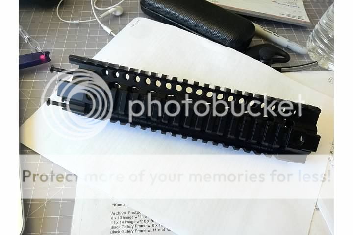 **SOLD**Daniel Defense DDM4 9" Rail - Calguns.net