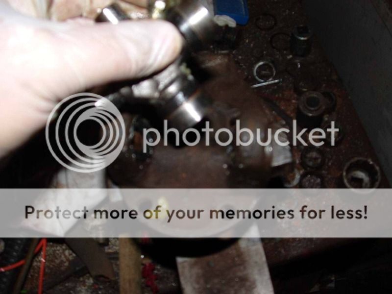 Changing a propshaft UJ